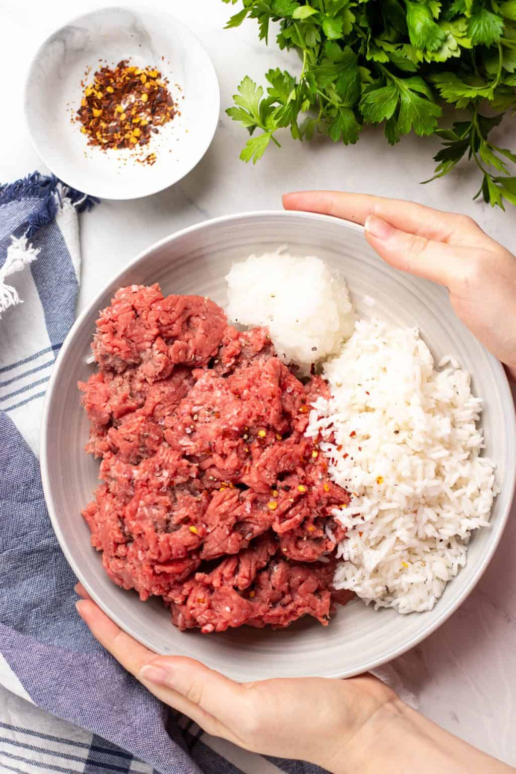 Tefteli (Russian Meatballs with Rice)