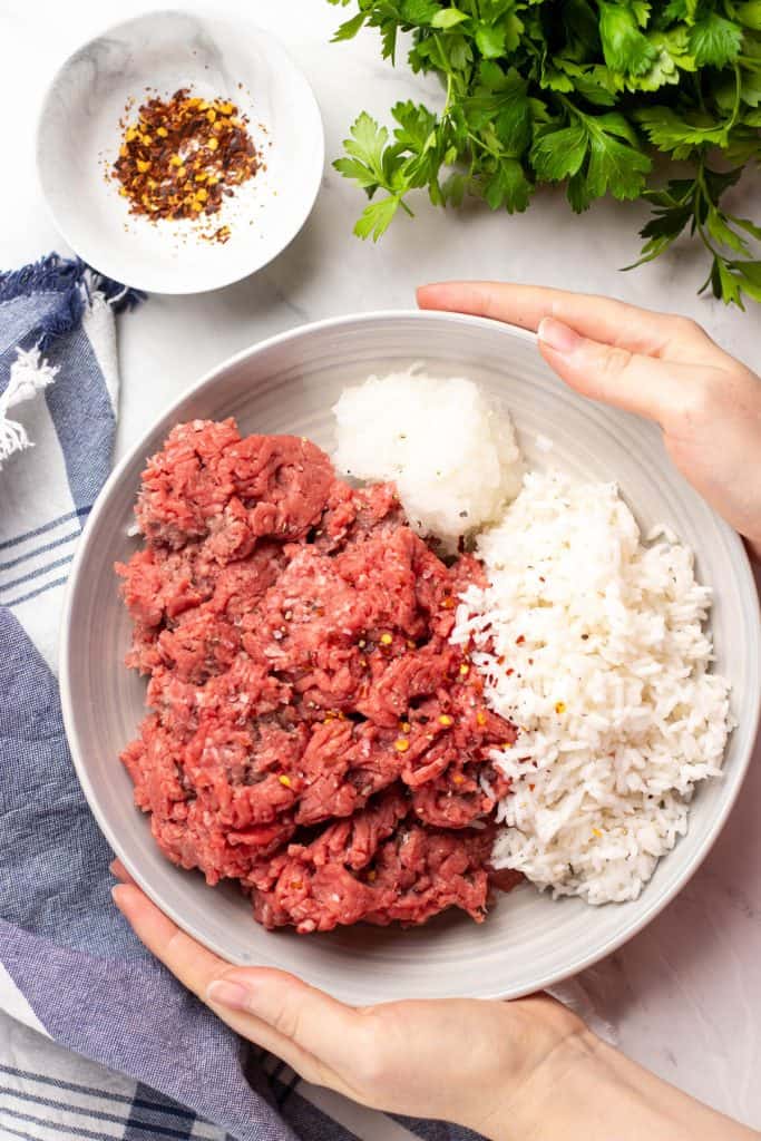 Tefteli (Russian Meatballs with Rice)