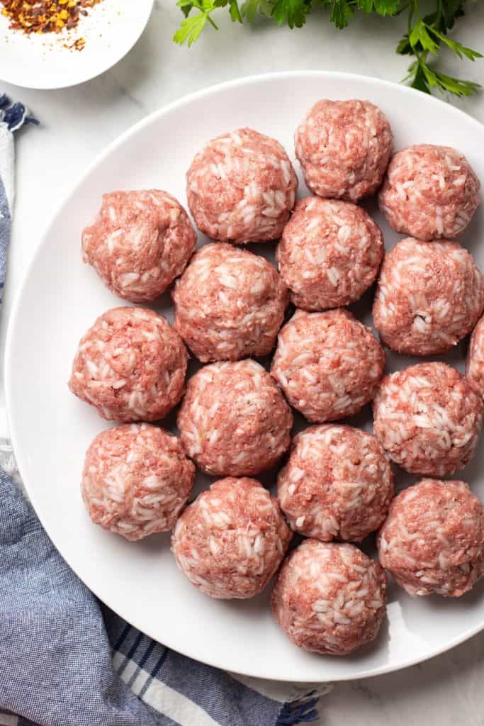 Tefteli (Russian Meatballs with Rice)
