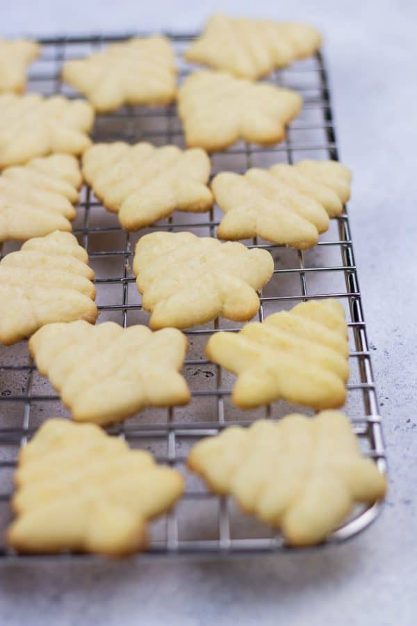 Almond Spritz Cookies - Veronika's Kitchen