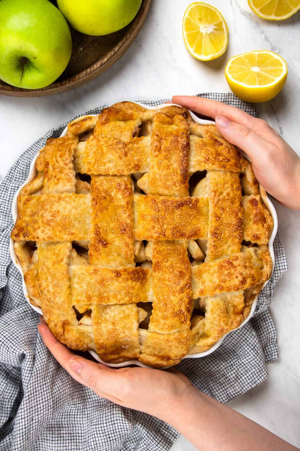 Foolproof Pie Crust - Veronika's Kitchen