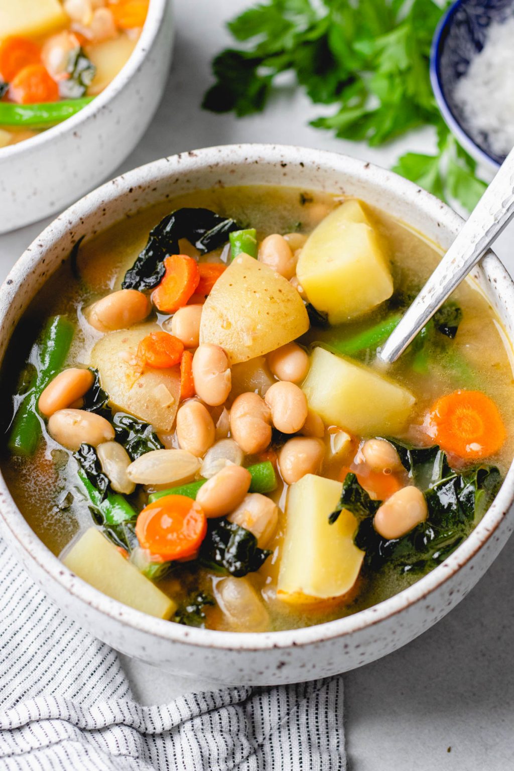 White Bean Vegetable Stew - Veronika's Kitchen
