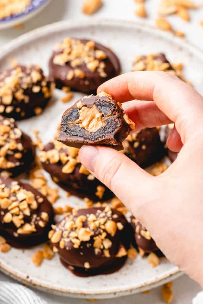 Chocolate Covered Dates - Veronika's Kitchen